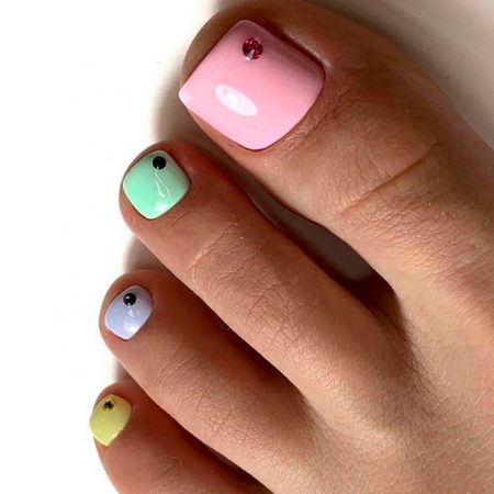 65+ Original Toe Nail Colors To Try Out | NailDesignsJournal