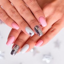 25 Star Nails Designs To Fall In Love With - Nail Designs Journal