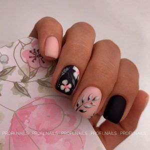 30+ Exquisite Short Acrylic Nails To Suit You - Nail Designs Journal