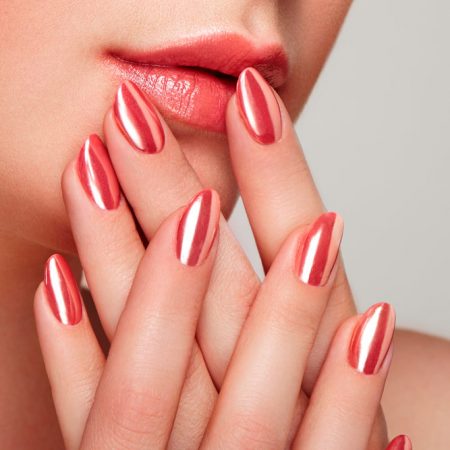Polish Your Elegant Look with Mesmerizing Pearl Nails