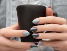 30 Top Round Nails Designs in 2024