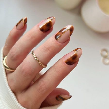 Fake Nails and our Full Guide About Them - Nail Designs Journal