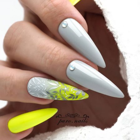Aeropuffing Nail Art To Try On Your Own - Nail Designs Journal